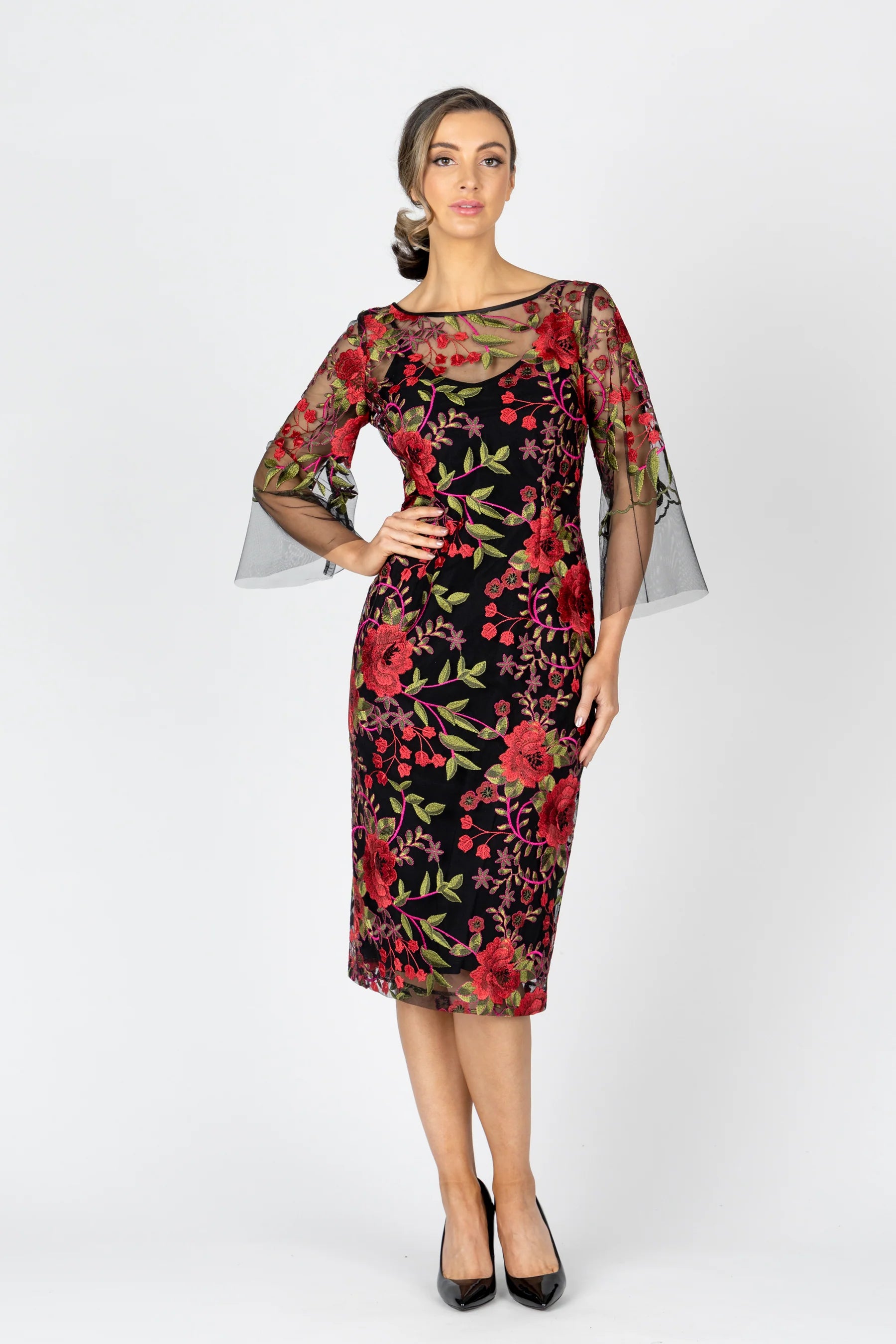 Rube Rose Bell Sleeve Midi Dress - Black/Red/Pink – Mariko Boutique